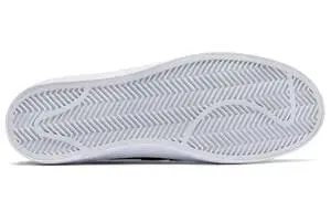 NEW BALANCE Tempus Sneakers - Black/white