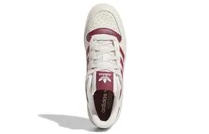 Adidas Forum Low Sneakers