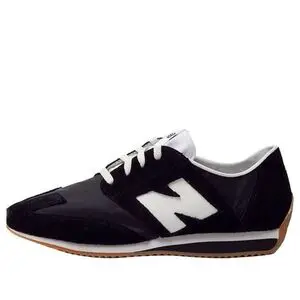 NEW BALANCE U320 Sneakers