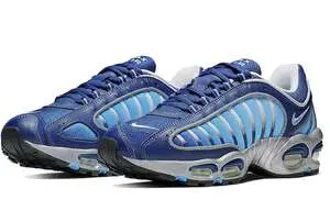 Nike Max Tailwind 4 Sneakers - Blue/white
