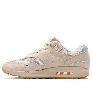 Nike Max 1 "floral Camo" Sneakers - Pinkred