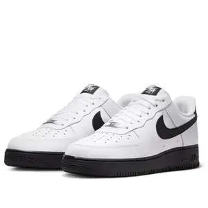 Nike Force 1 Low '07 Sneakers