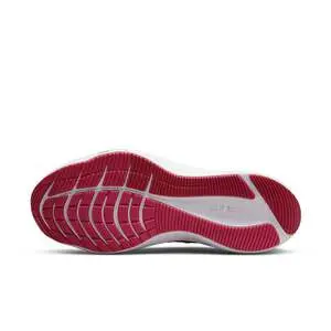 Nike Zoom Winflo 8 Athletic Sneakers - Pink/red