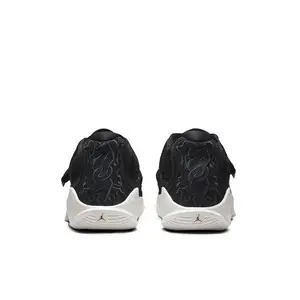 JORDAN Air Zion 3 M.u.d. Se Sneakers - Black/sail/dark Ash
