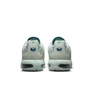 Nike Max Terrascape Plus Sneakers