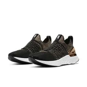 Nike React Phantom Run Flyknit 2 Premium Sneakers