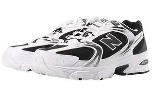 NEW BALANCE 530v2 Retro Sneakers - Black
