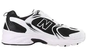 NEW BALANCE 530v2 Retro Sneakers - Black