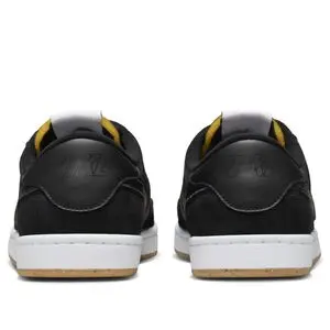 Nike Fc Classic Sneakers