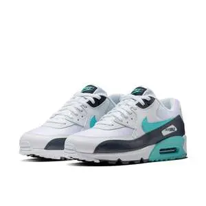 Nike Max 90 Essential Sneakers