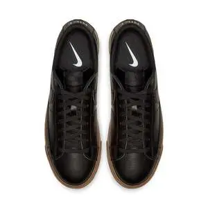 Nike Blazer Low Leather Gum Sole Sneakers