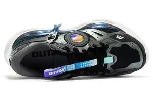 Mizuno Koi Athletic Sneakers