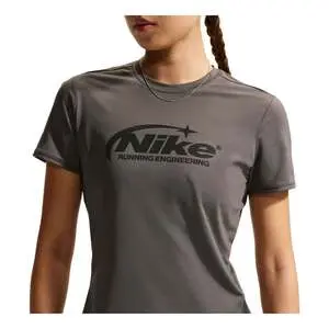Nike Nike Swift Dri-FIT T-Shirt Medium Ash