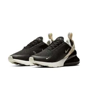 Nike Max 270 Sneakers