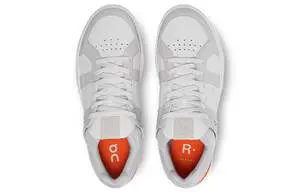 On The Roger Clubhouse Sneakers