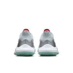 Nike Precision 5 Low Top Sneakers - Grey/green