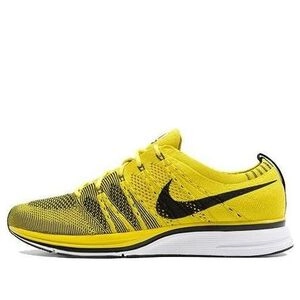 Nike Flyknit Trainer 2017 Athletic Sneakers - Yellow/black