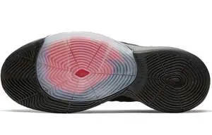 Nike Zoom Rize Mid Top Sneakers