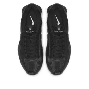 Nike Shox R4 'triple Matte' Sneakers - Black