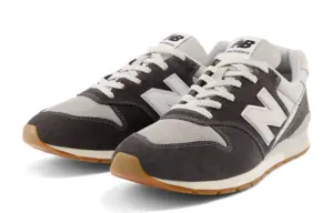 NEW BALANCE 996v2 Low Top Sneakers - Brown