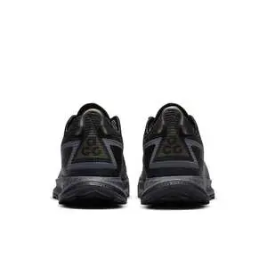 Nike Air Nasu Sneakers