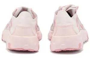 Nike Renew Lucent Sneakers - Pink