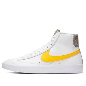 Nike Blazer Mid '77 Vintage "space Hippie" Sneakers - White