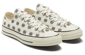 CONVERSE Chuck 70 "holiday Sweater" Low Top Sneakers - Black/white