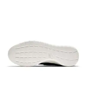 Nike Roshe One Lx " Ivory" Sneakers