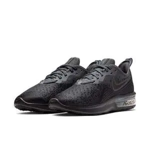 Nike Max Sequent 4 Low Top Sneakers - Black/anthracite