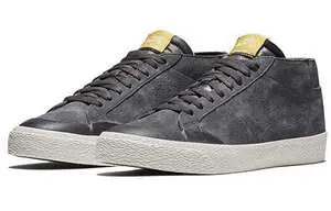 Nike Zoom Blazer Chukka Xt Sb Sneakers