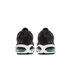 Nike Max Tailwind 4 Se Sneakers - Black