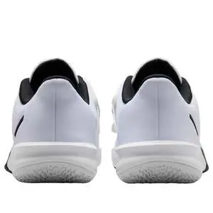 Nike Precision 7 Easyon Sneakers