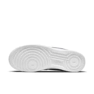Nike Force 1 '07 Essential Sneakers