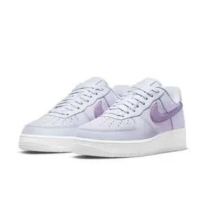 Nike Force 1 '07 Essential Sneakers