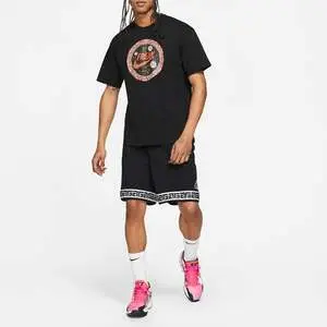 Nike Graphic T-shirt