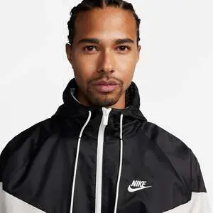 Nike Windrunner Hooded Jacket - Sail/black/sail
