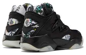 REEBOK Pump Court "sticker City