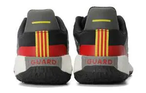 Adidas Pulseboost Hd Guard Low Top Sneakers