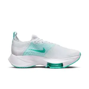 Nike Zoom Tempo Next% Low Top Sneaker