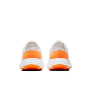 Nike Revolution 5 "pink Blast" Sneakers - Graywhiteorange