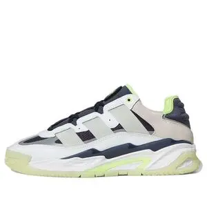 Adidas Niteball Sneakers - White/blue