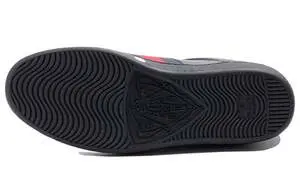 Gucci Ace Embroidered Bee Leather Sneakers - Black