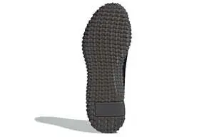 Adidas Kamanda "triple " Sneakers