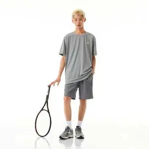 NEW BALANCE Short Sleeve Graphic T-shirt - Grey
