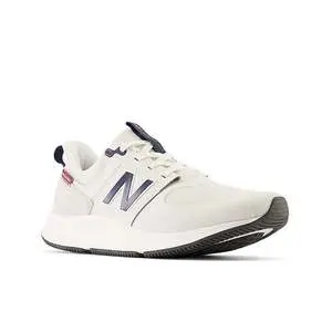 NEW BALANCE Dynasoft 900 Athletic Sneakers