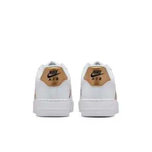 Nike Force 1 '07 Low Top Sneakers