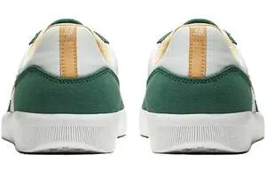 Nike Team Classic Sb Sneakers - Green