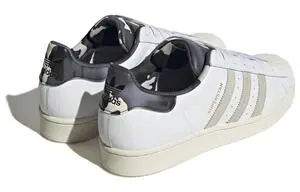 Adidas Originals Superstar Sneakers