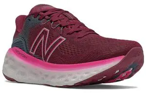 NEW BALANCE Fresh Foam More V3 Sneakers